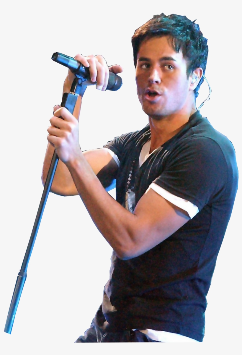 Enrique Iglesias Png Transparent PNG - 900x1228 - Free Download on NicePNG