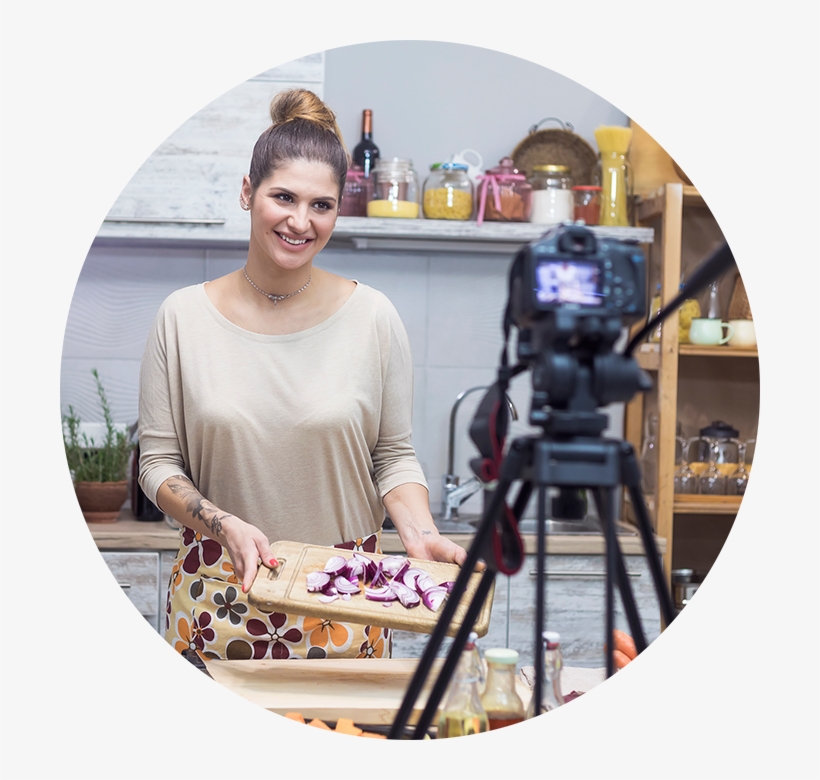 Influencer Marketing Transparent PNG - 700x700 - Free Download on NicePNG